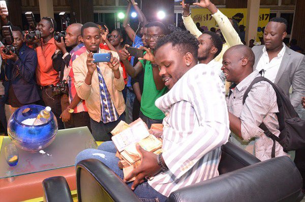 Jack Pemba hands over Shs 100m to Abryanz Style and Fashion Awards ...