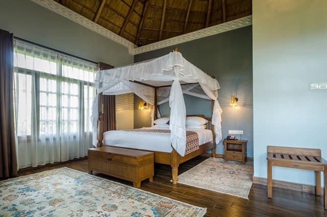 Travel & Tours: The Story of luxurious Emburara Farm Lodge – Showbizuganda