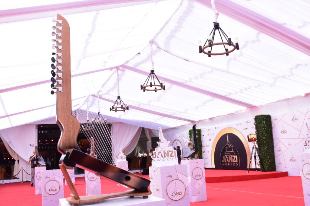 Photos: Pomp, Glitz and Glam as Janzi Awards ceremony kicks off ...