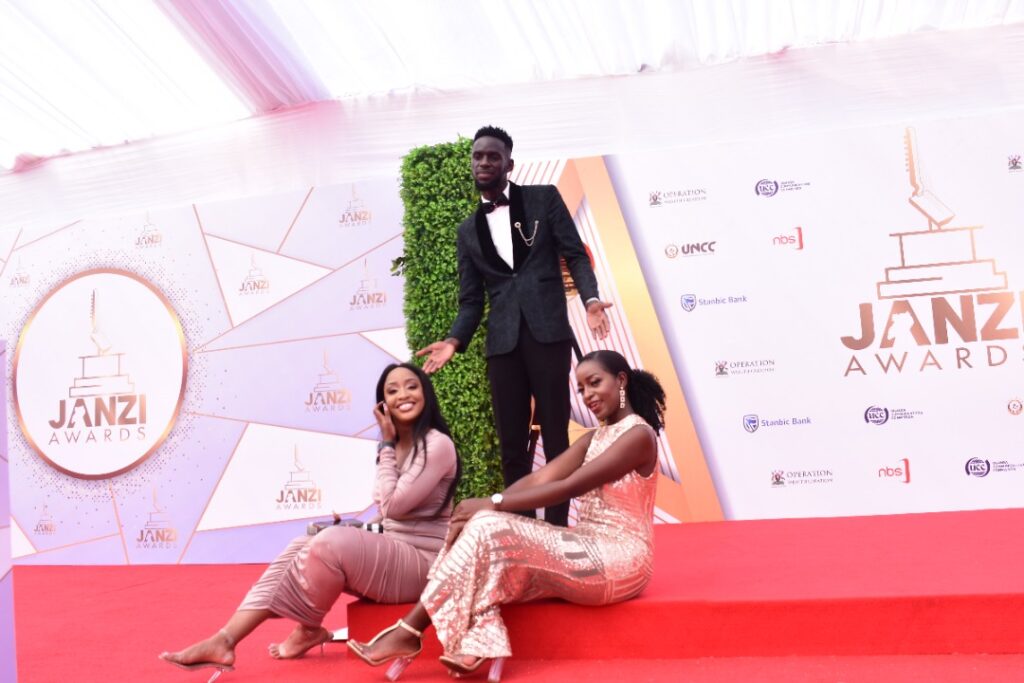 Photos: Pomp, Glitz and Glam as Janzi Awards ceremony kicks off ...