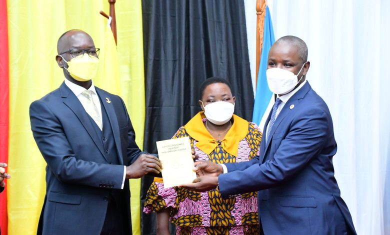 Deputy Speaker Thomas Tayebwa hands over office of Government Chief ...