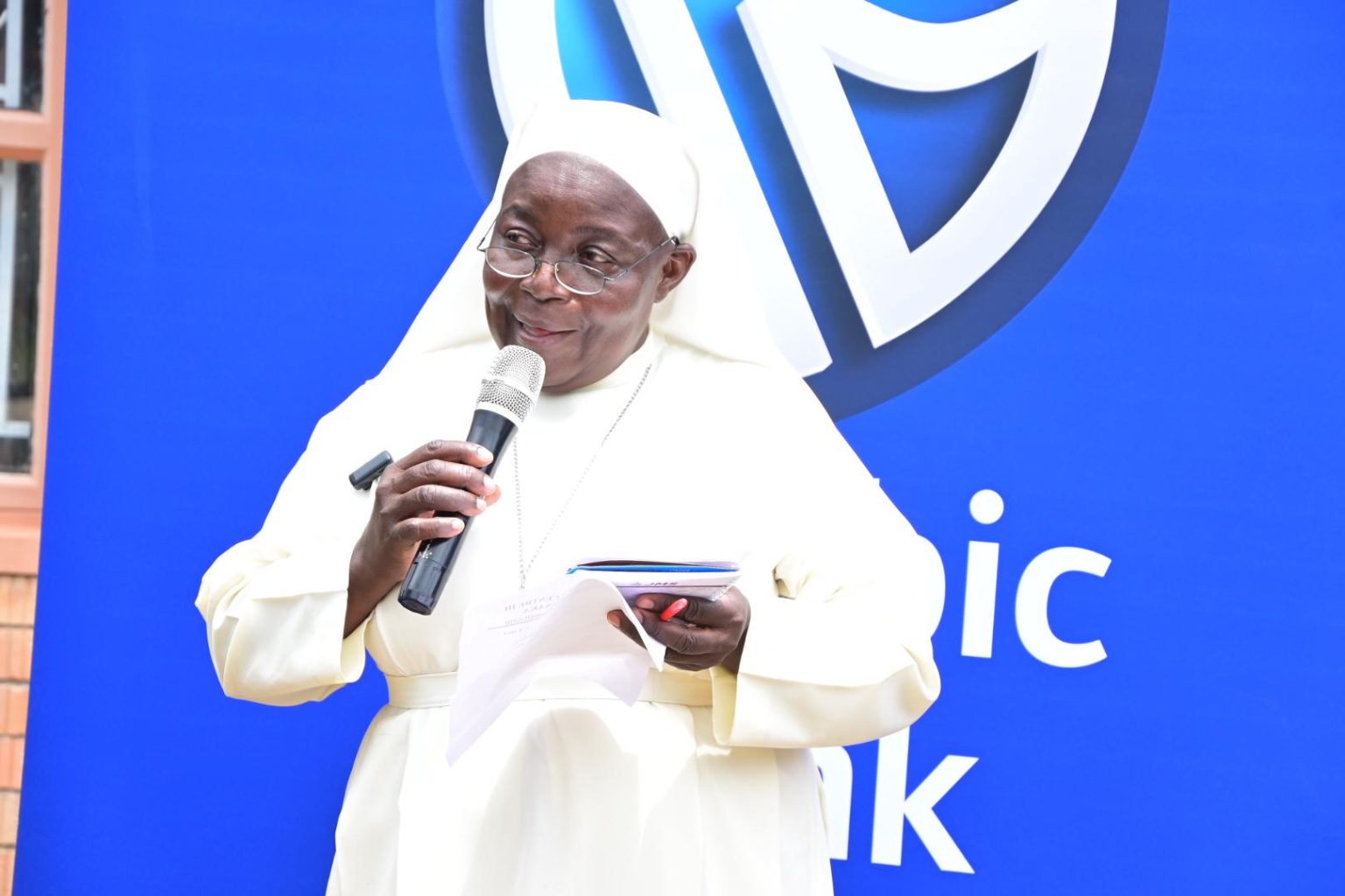 Stanbic donates medical equipment worth sh15m to Butende Health Centre ...
